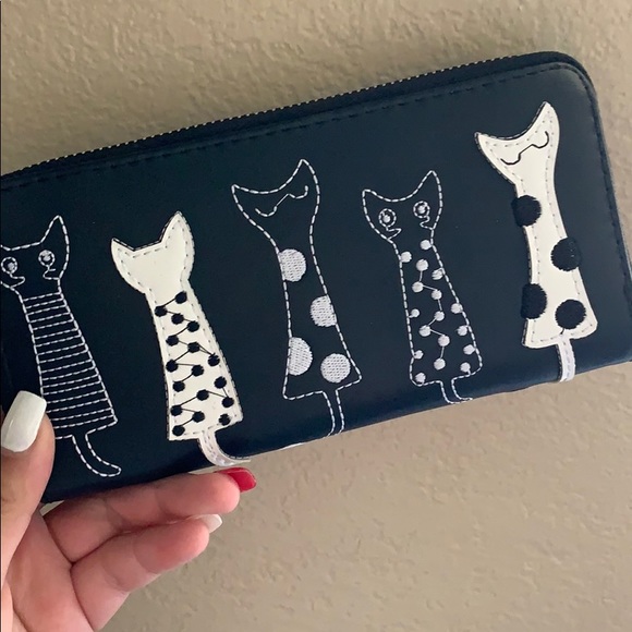 Bayabelle Boutique | Bags | Cartoon Cat Wallet | Poshmark